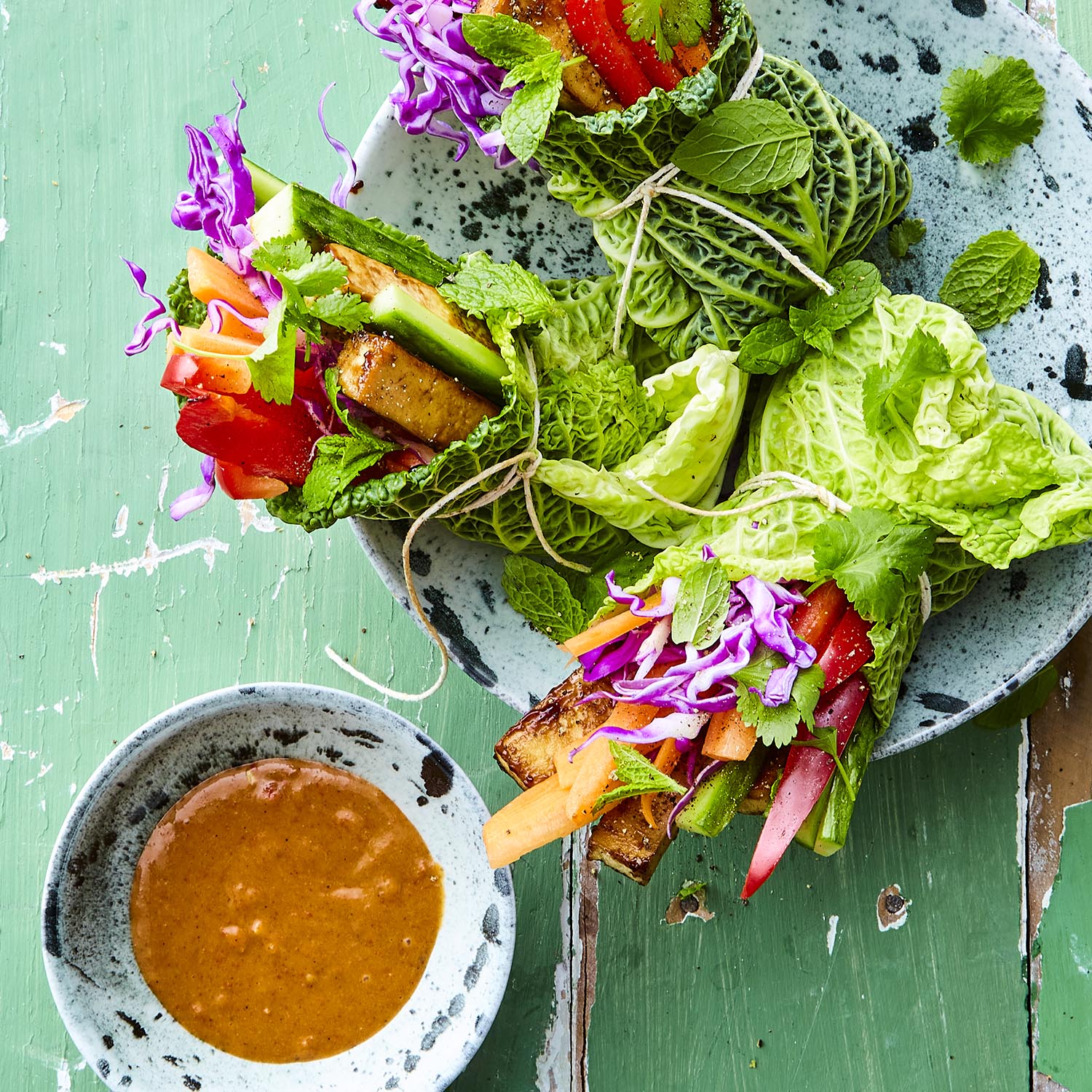 Raw wrap med hoisinstegt tofu - MK Universet